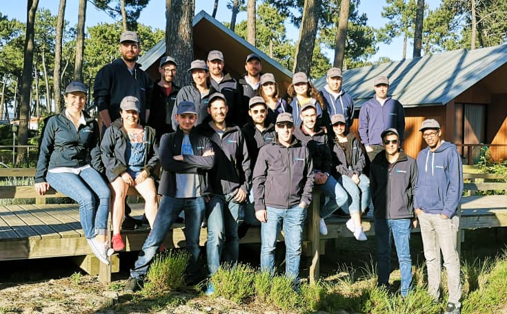 About Us | BindTuning